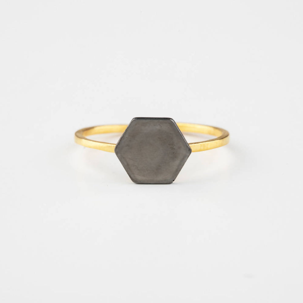 Fine Polygon Ring – Scottish Design Exchange